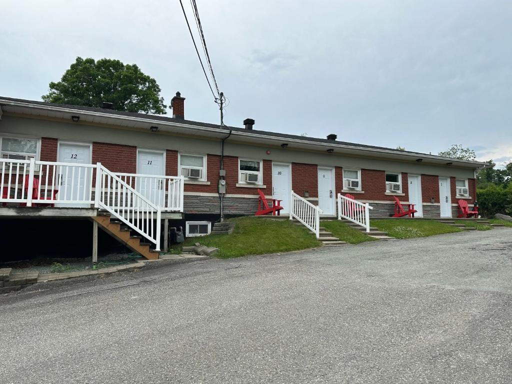 Motel Le Refuge, Sherbrooke (updated prices 2025)