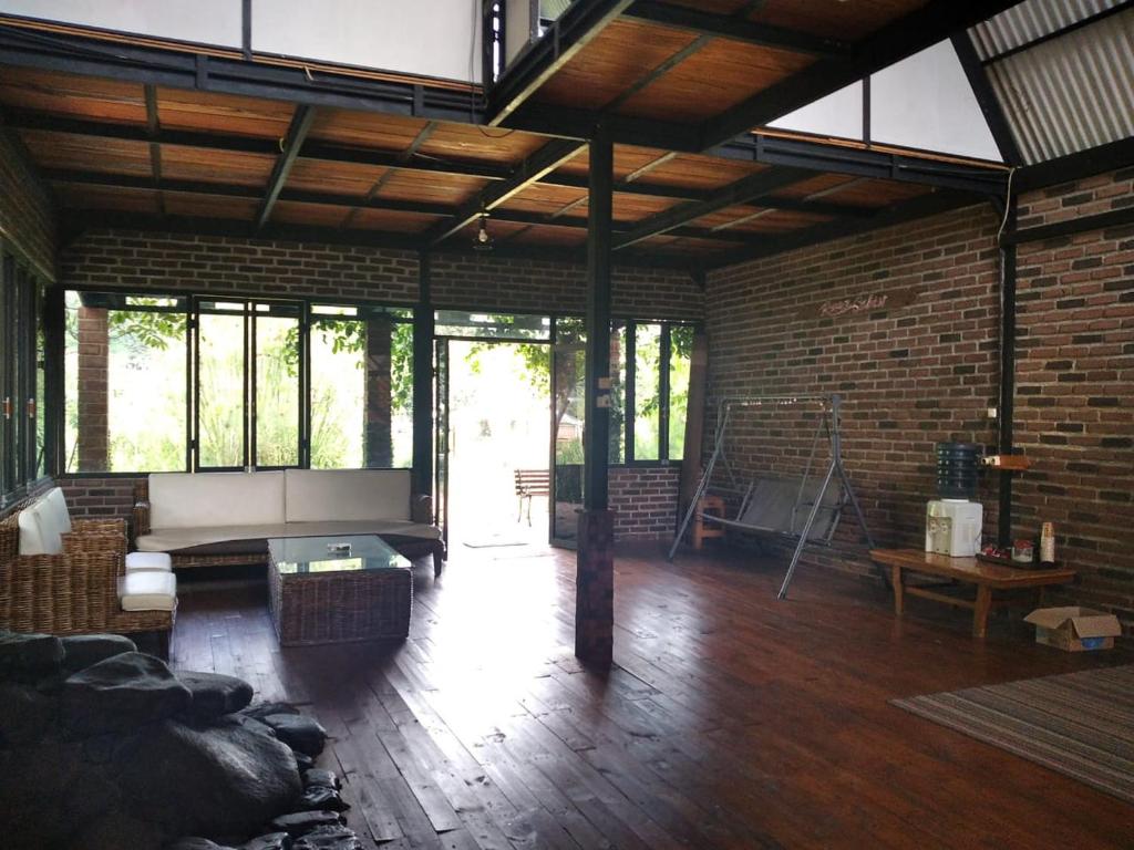 Riverside cabin, Pengalengan – Updated 2024 Prices