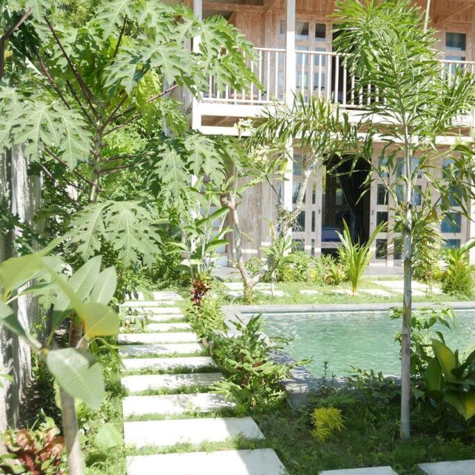 Silir Villa "your cozy home", Mataram (updated prices 2025)