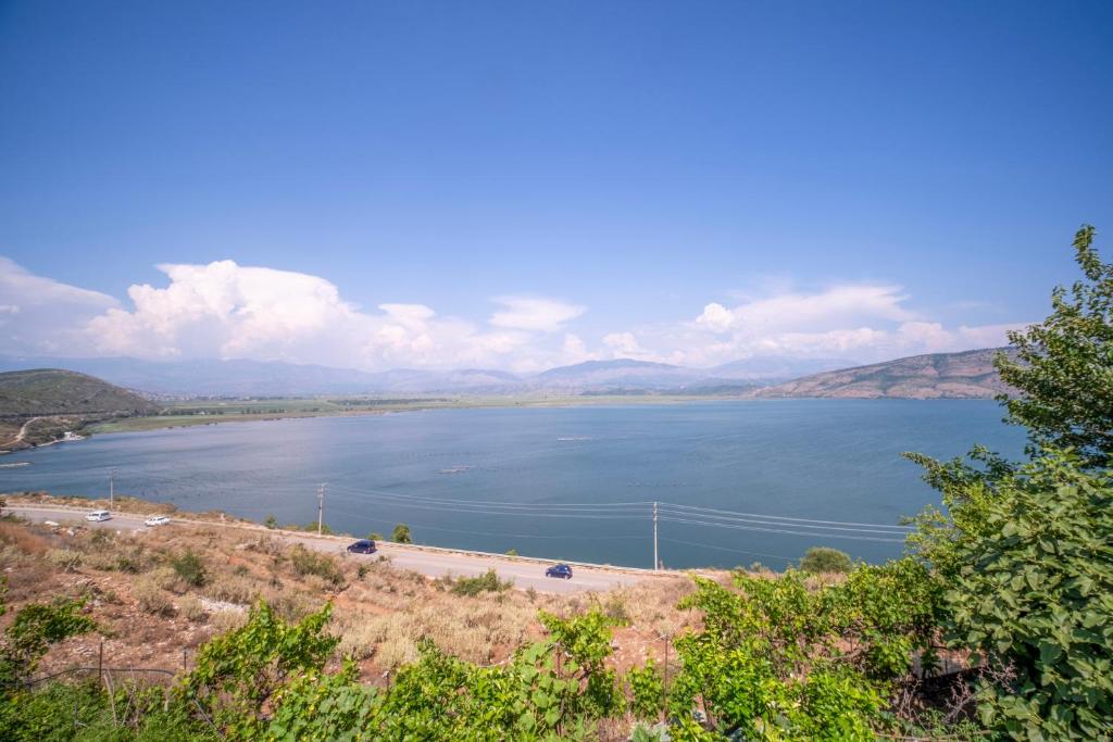 Mirror beach-Apartments Mecaj, (( Kalive Gjoka )) (updated prices 2026)