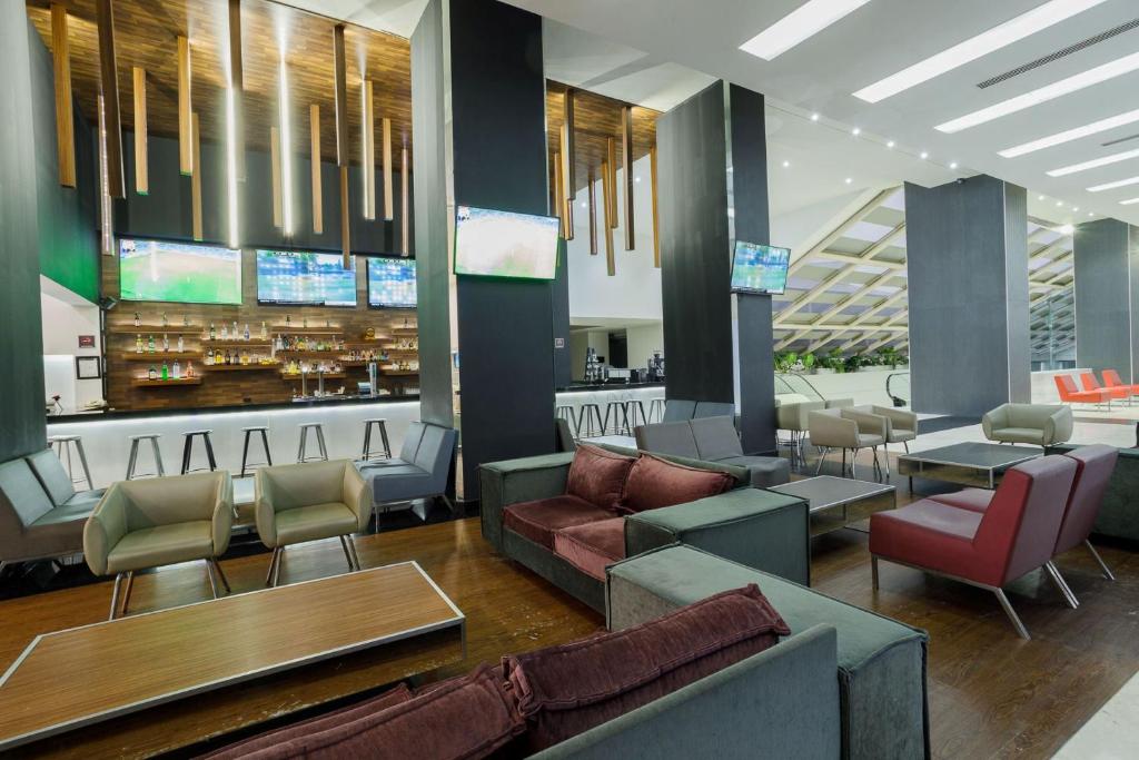 Real Inn Tijuana by Camino Real Hoteles, Tijuana (precios actualizados ...