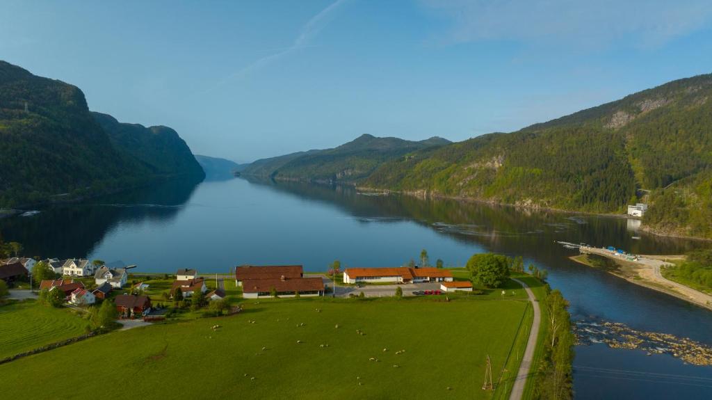 Sirdalsvatnet Hotel, Tonstad (updated prices 2024)