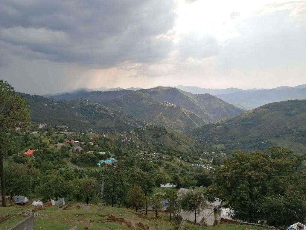 Navid's Holiday Resort and Hotel, Murree, Ghora Gali (updated prices 2025)