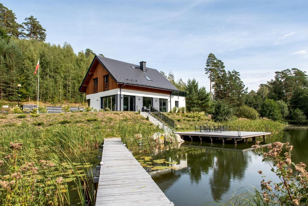 Rezydencja nad jeziorem Lutek, Lutek (aktualne ceny na rok 2026)