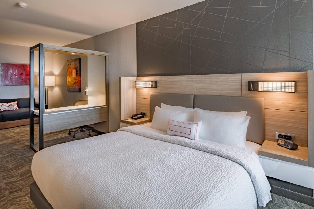 SpringHill Suites Dallas Central Expressway, Dallas (updated prices 2025)