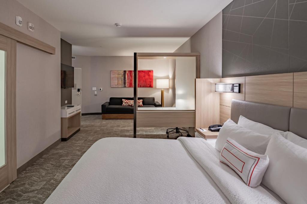 SpringHill Suites Dallas Central Expressway, Dallas (updated prices 2025)