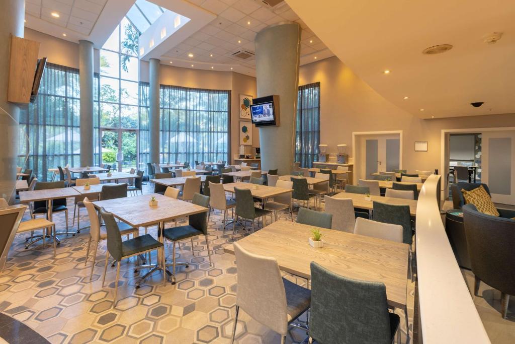 StayEasy Mbombela, Nelspruit (updated prices 2025)