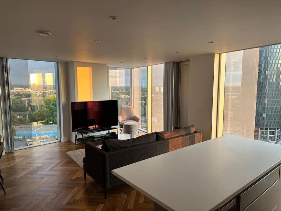 Lux 2 Bedroom MCR Deansgate, Manchester (updated prices 2026)
