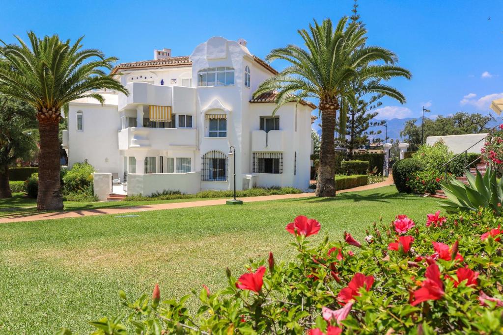 Elviria del Sol ground floor apartment, Marbella (updated prices 2026)
