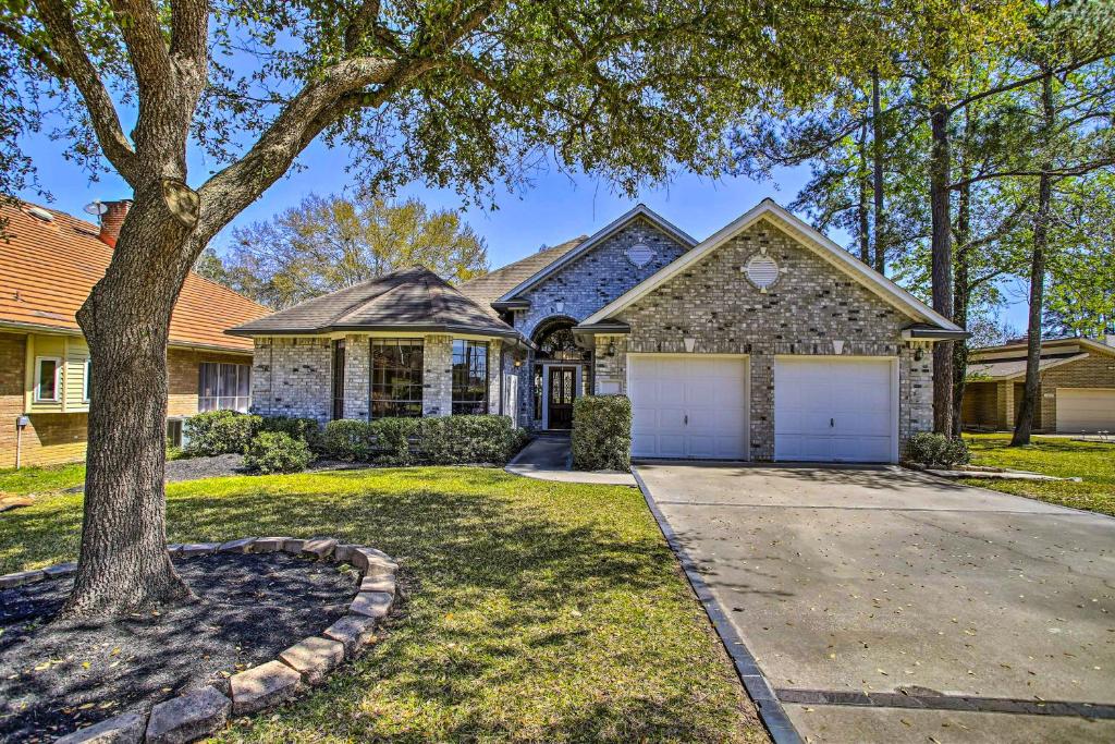 Comfy Cove, Montgomery (updated prices 2025)