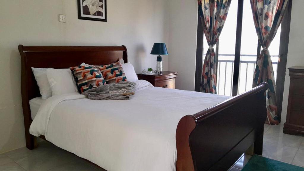 Vaes Luxury Escape Free Beach&Pool Access, Discovery Bay – Updated 2023 ...