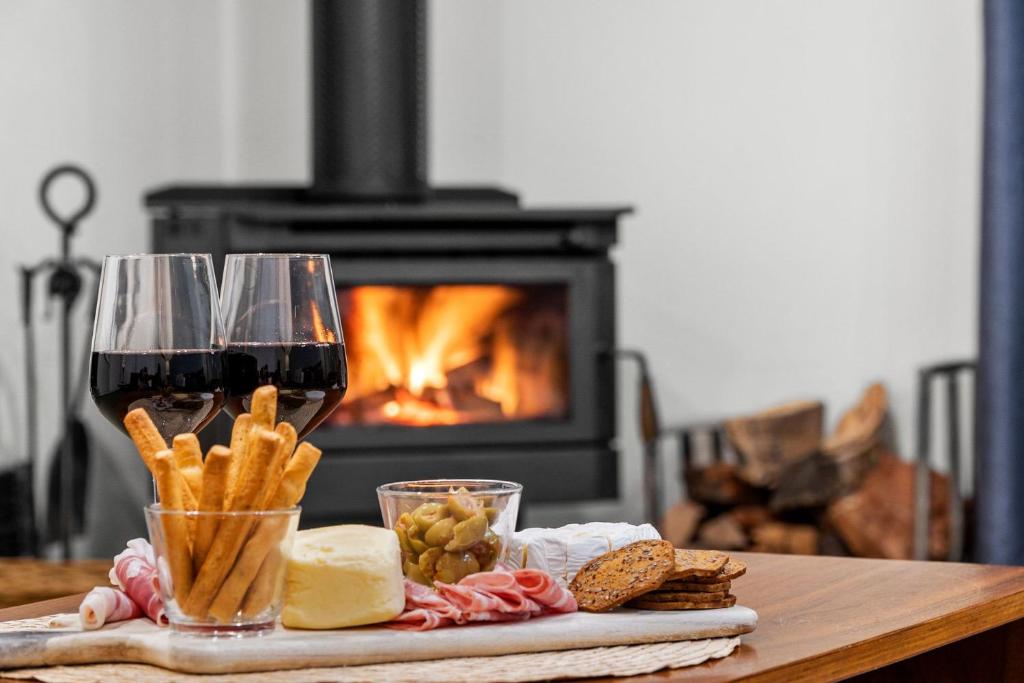 24 Hyam Rd Hyams Beach, Hyams Beach (updated prices 2025)