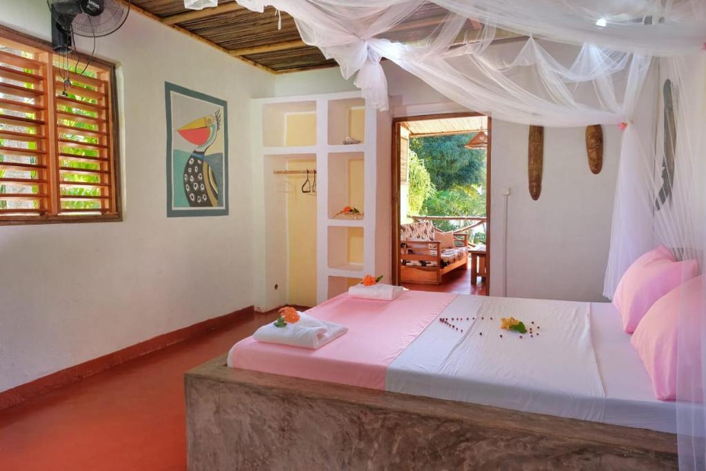 Villa de standing à 50m de la plage - Ilo Komba, Nosy Komba – Updated ...