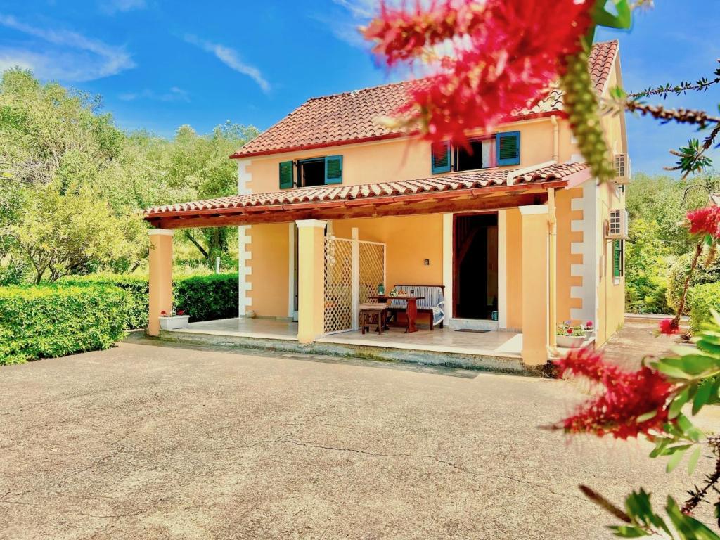 Renas Maisonette Unit 1 near Roda by DadoVillas, Roda (updated prices 2026)