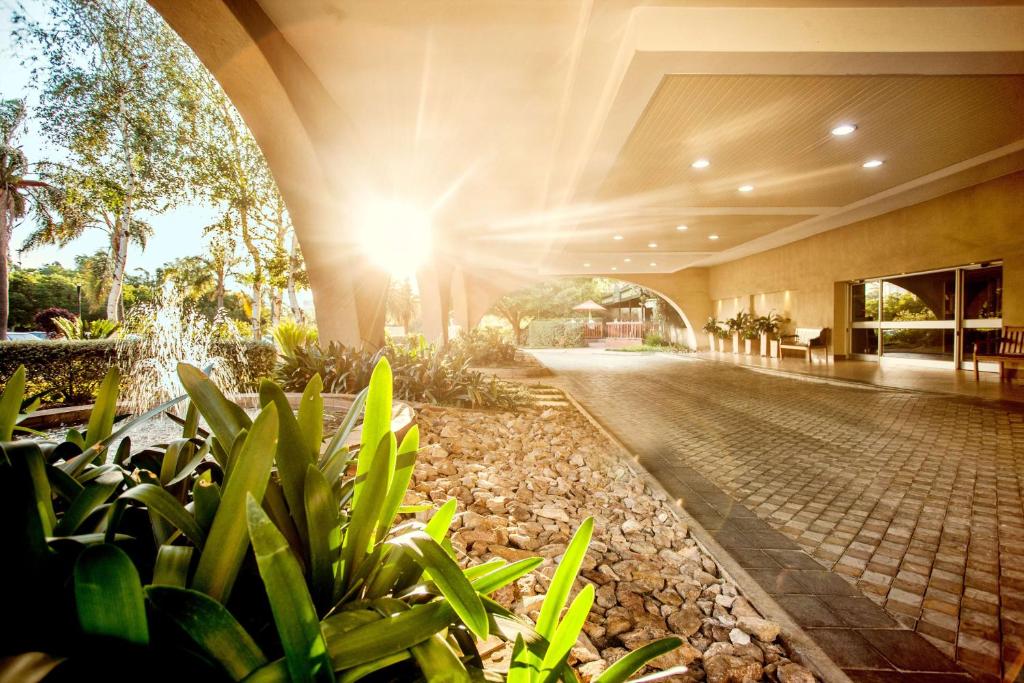 Garden Court OR Tambo International Airport, Kempton Park (updated ...