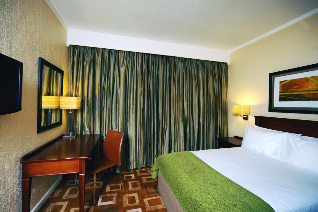 Garden Court OR Tambo International Airport, Kempton Park (updated ...