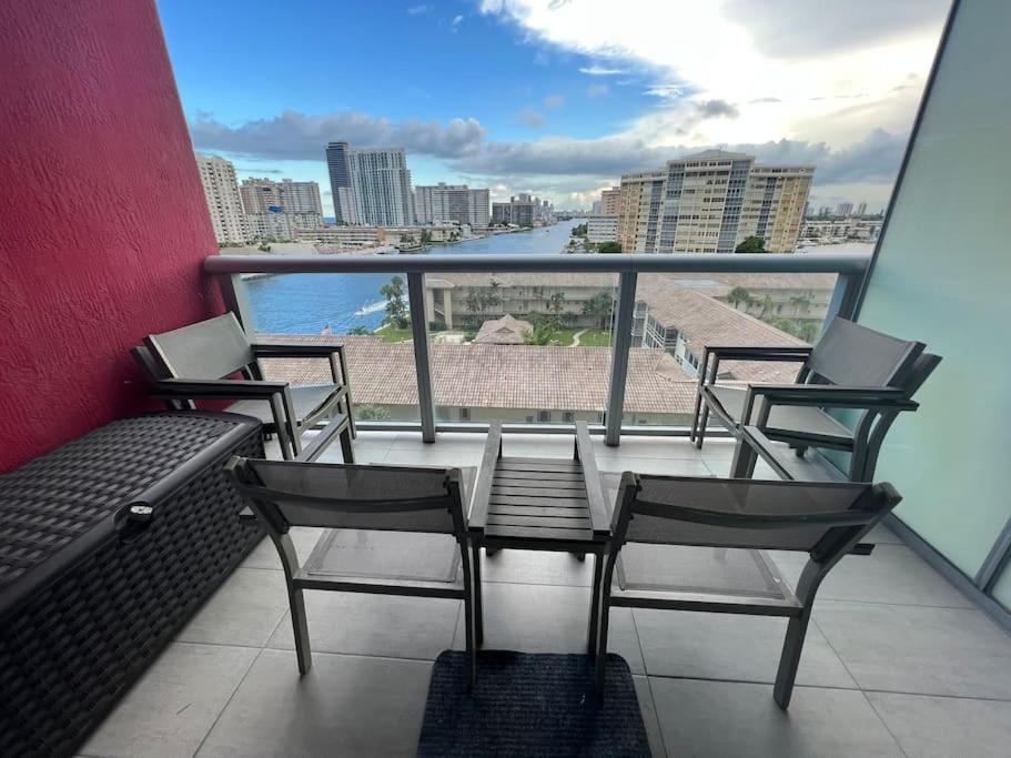 Hallandale Beach, Pool, Gym & More, Hallandale Beach (updated prices 2026)