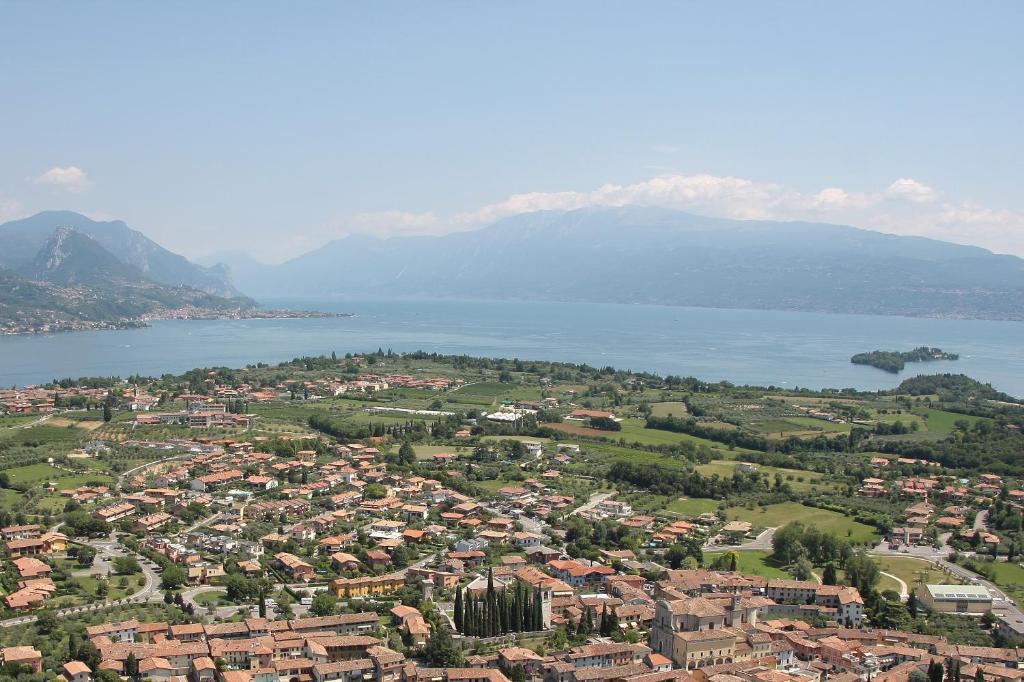 Barchi Resort - Apartments & Suites, San Felice del Benaco ...