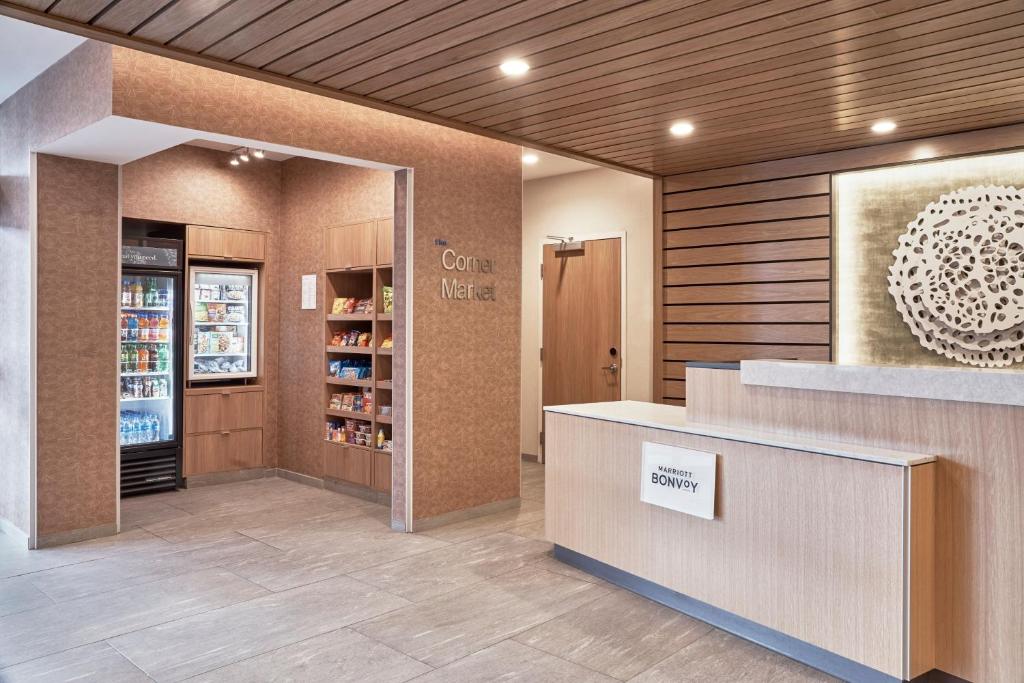 Fairfield Inn & Suites by Marriott Penticton, Penticton (updated prices ...