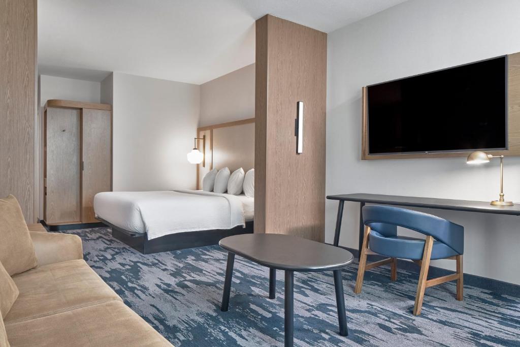 Fairfield Inn & Suites by Marriott Penticton, Penticton (updated prices ...