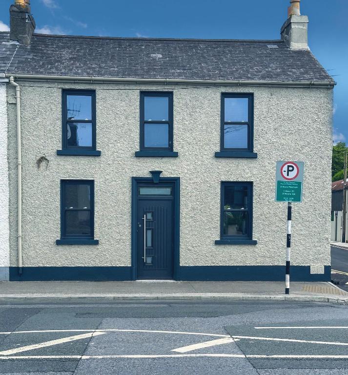 Adams Complex, Tullamore (updated prices 2025)