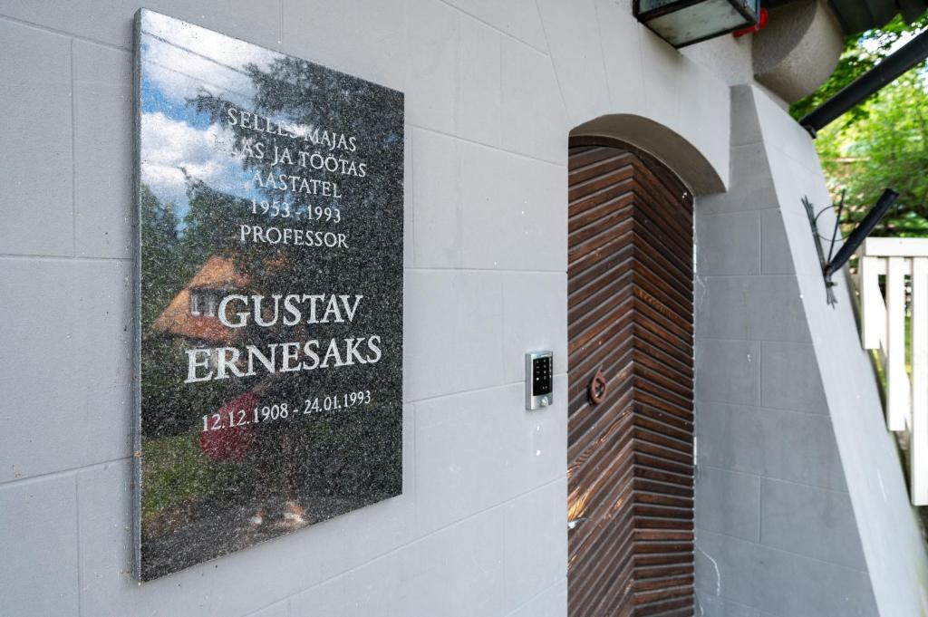 Gustav Ernesaks- Kadriorg, Tallinn – Updated 2023 Prices