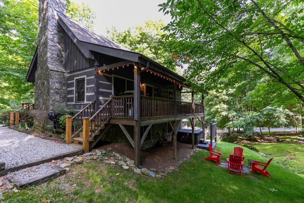 Jaybird Cottage, Seven Devils (updated prices 2025)