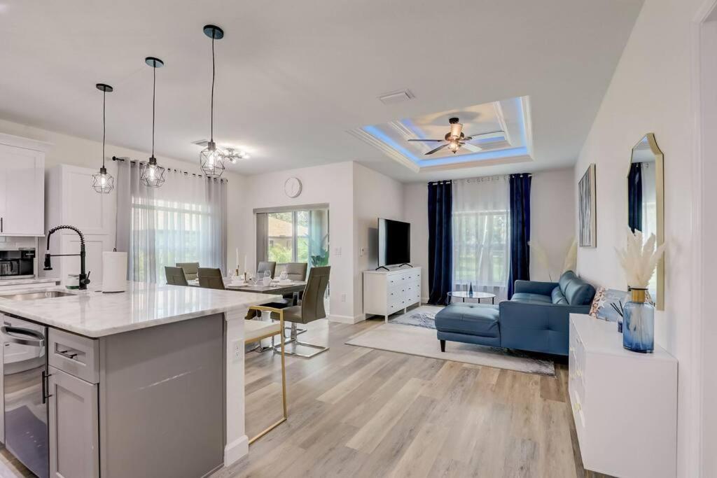 Modern Vacation House, Rotonda West (updated prices 2026)