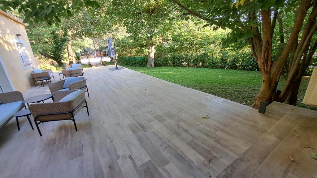 Les chambres du Chateau de Fenestrelle, Aubagne (updated prices 2025)