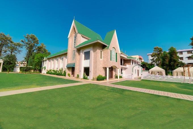 Executive Club, Bareilly (updated prices 2026)