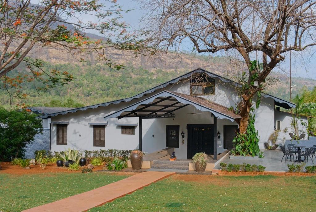 SaffronStays Sanvina Farm, Karjat, Karjat (updated prices 2025)