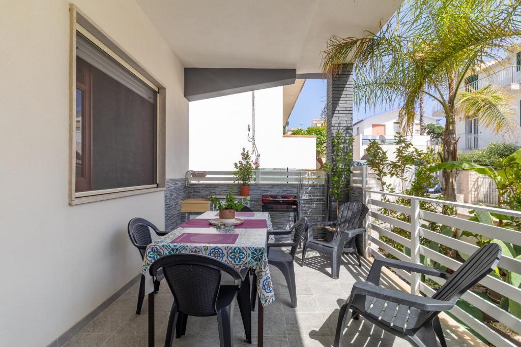 Samuel Beach con veranda, Cava dʼAliga – Precios actualizados 2024