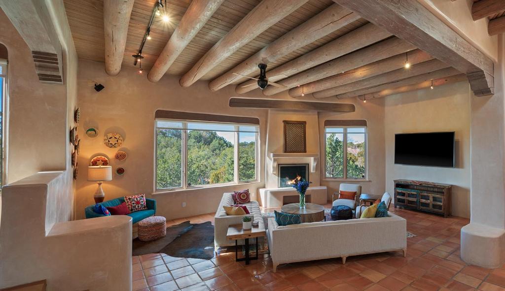 Casa Pinzon - Santa Fe, NM