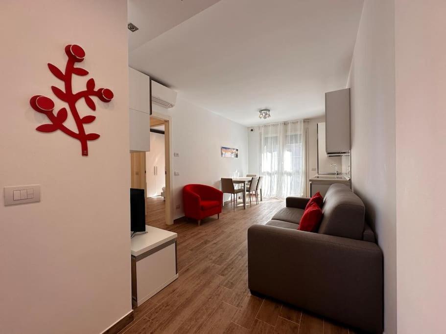 NEW Duomo, Hospital, ENI - Cozy Home, San Donato Milanese – Updated ...