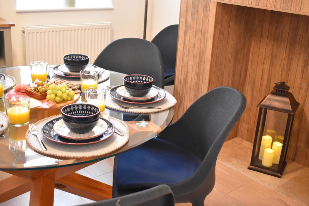 Entire house in Retford city centre, Retford (updated prices 2025)