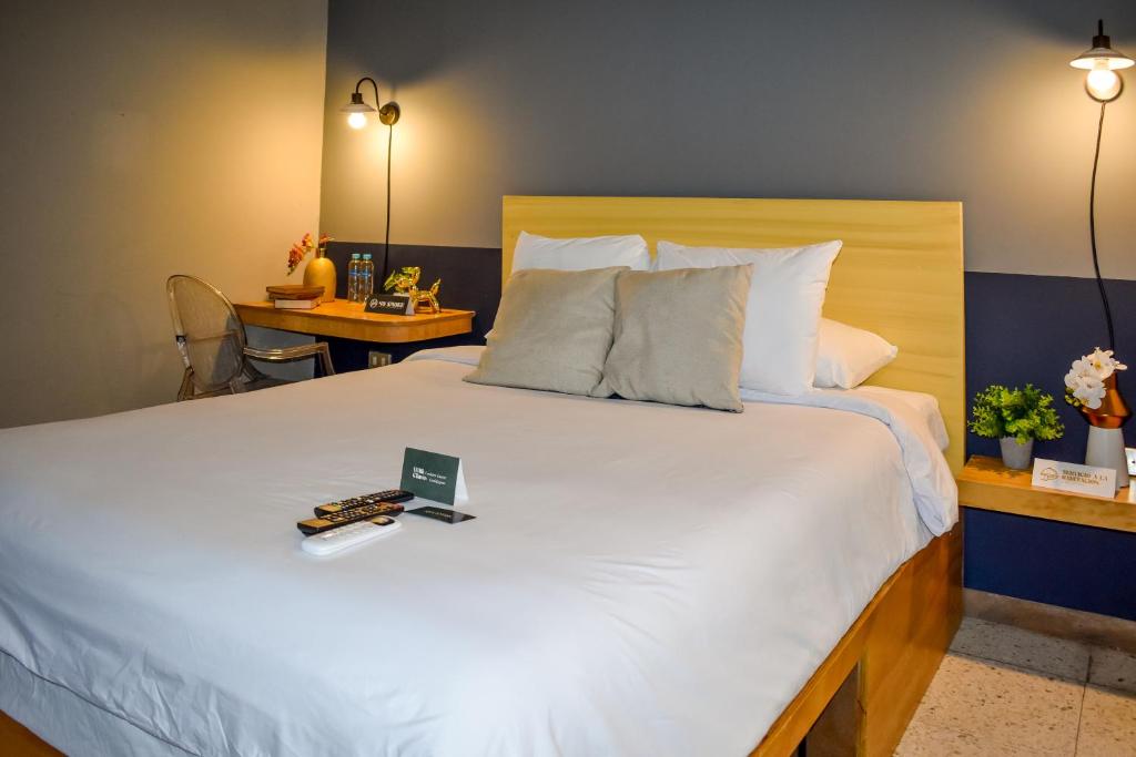 Cardedeu Express Hotel, San Salvador (updated prices 2025)