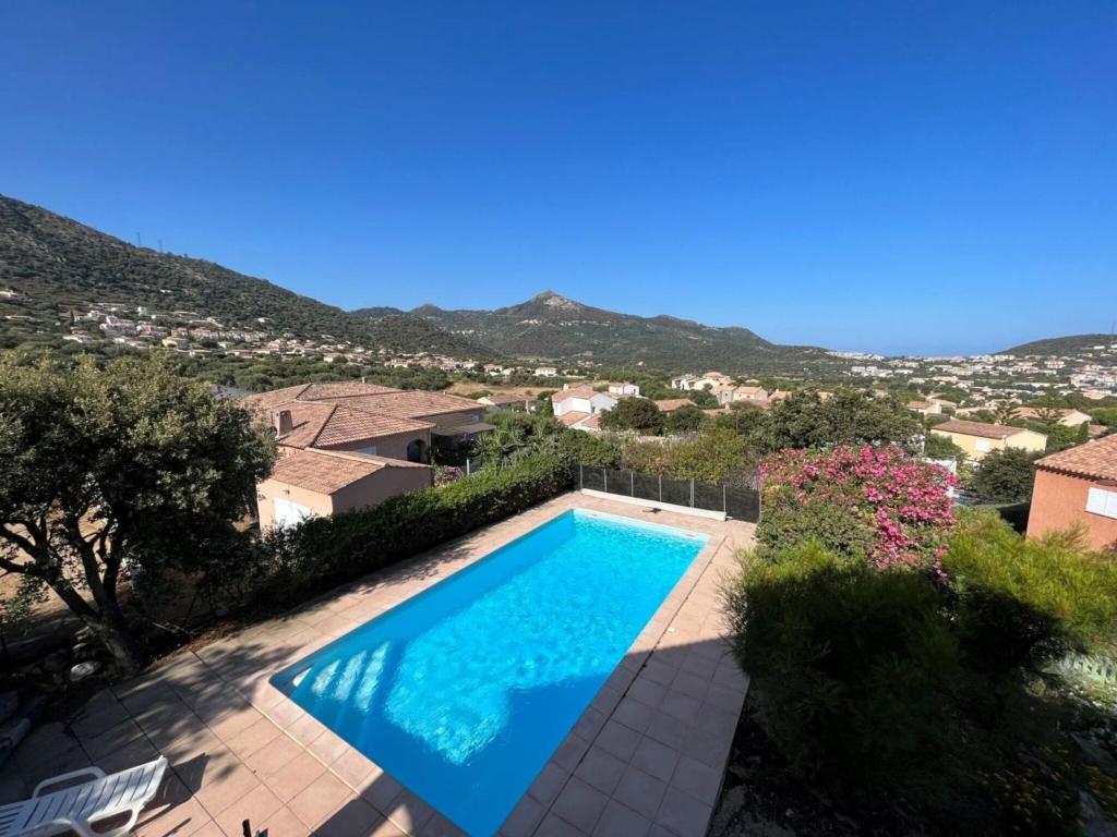Superb villa with sea view and private pool, Monticello (aktualisierte ...