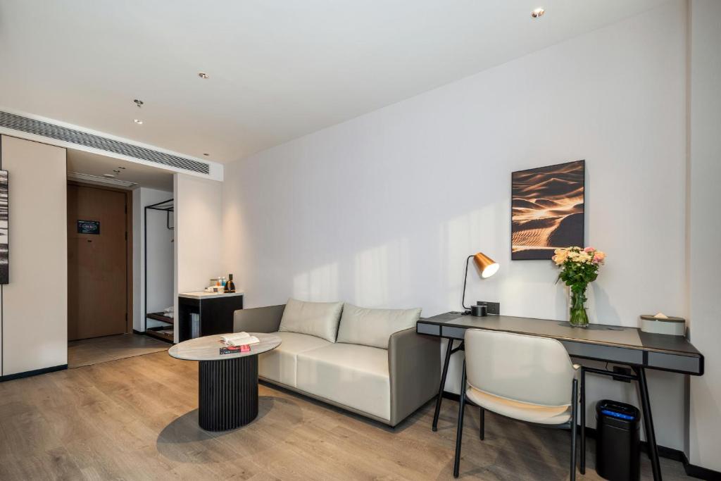 Atour Hotel Taizhou Linhai Toumen Port, Linhai (updated prices 2025)