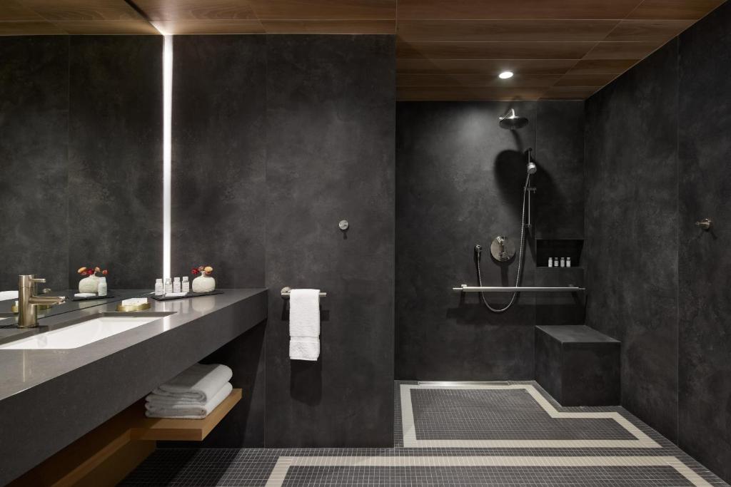 Hôtel de l'ITHQ, Montreal (updated prices 2025)