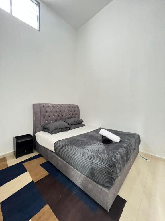 nearby Umt unisza Airport drawbridge Enzo Homestay Gong badak Kuala ...