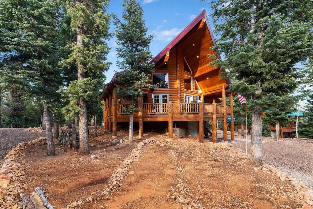 Canyon Country Chalet, Duck Creek Village – Updated 2024 Prices
