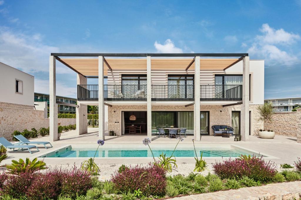 Falkensteiner Luxury Villas Punta Skala, Petrcane (updated prices 2025)