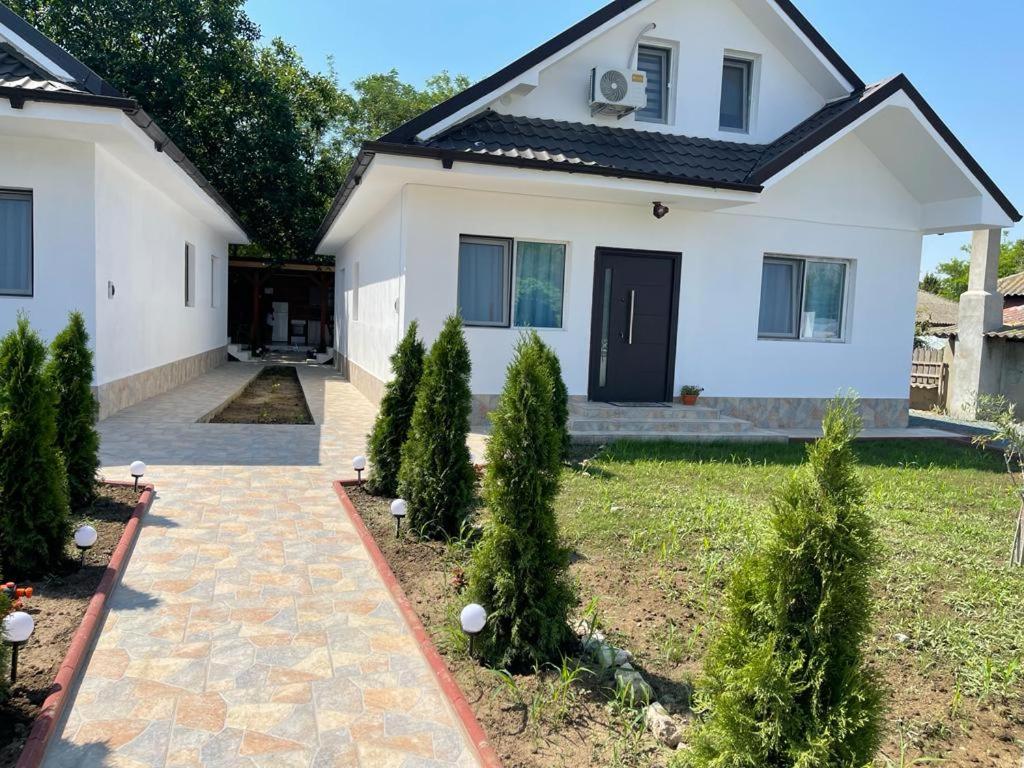 CAZARE EDI, Corbu (updated prices 2024)