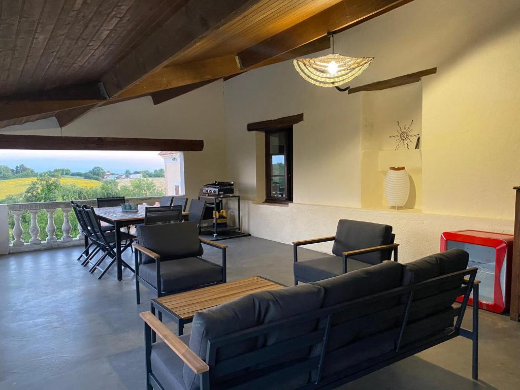 Château de labatut, Tourrenquets (updated prices 2026)