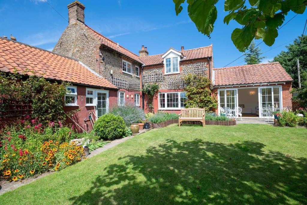 Storm Cottage, Langham (updated prices 2026)