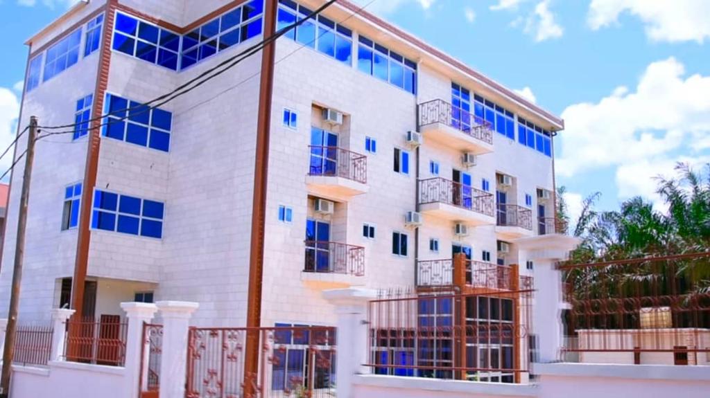 MARTINO HOTEL, Bertoua – 2023 신규 특가