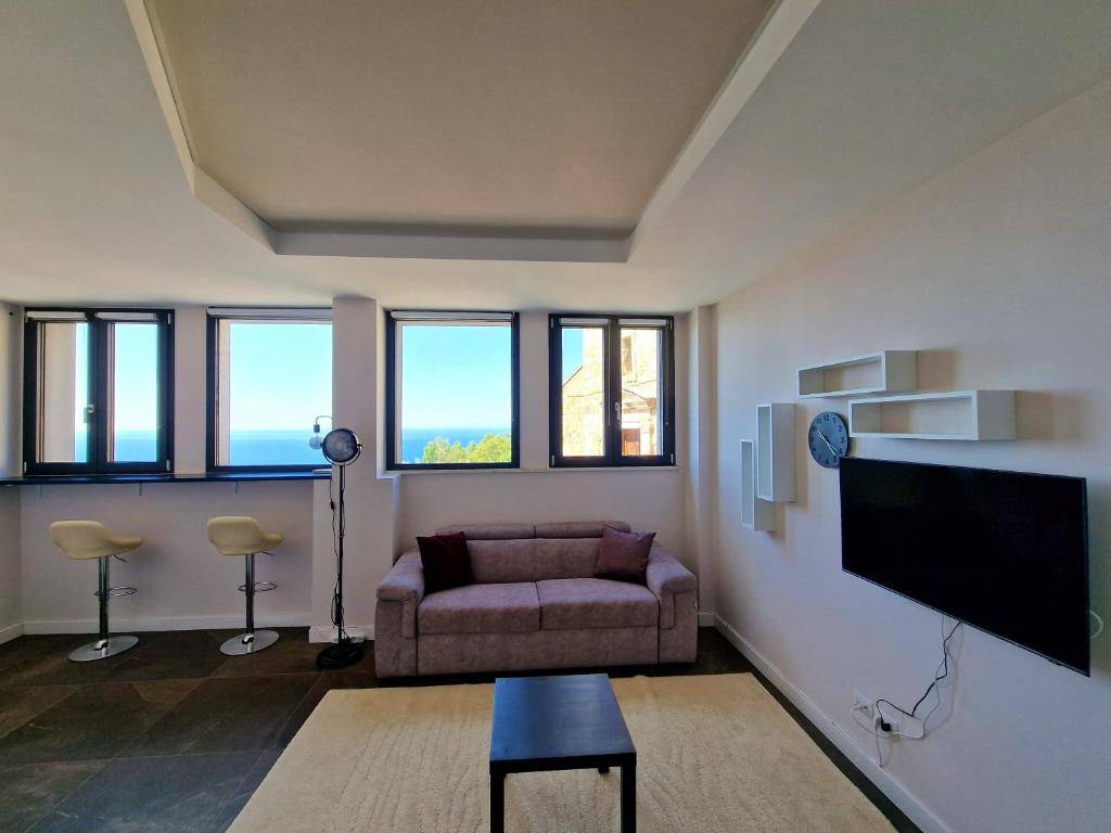 The White Domus, Taormina (updated prices 2025)