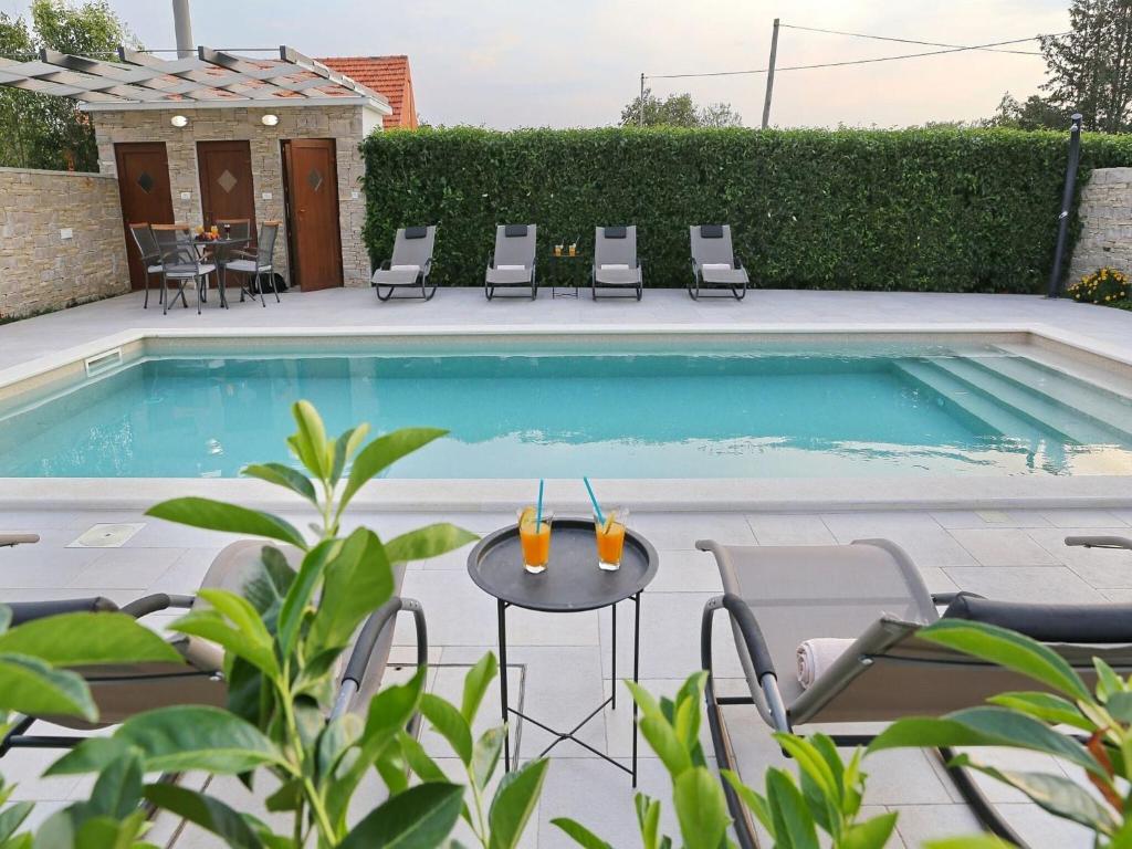 Spacious Villa in Prkos with Private Swimming Pool, Prkos (updated ...