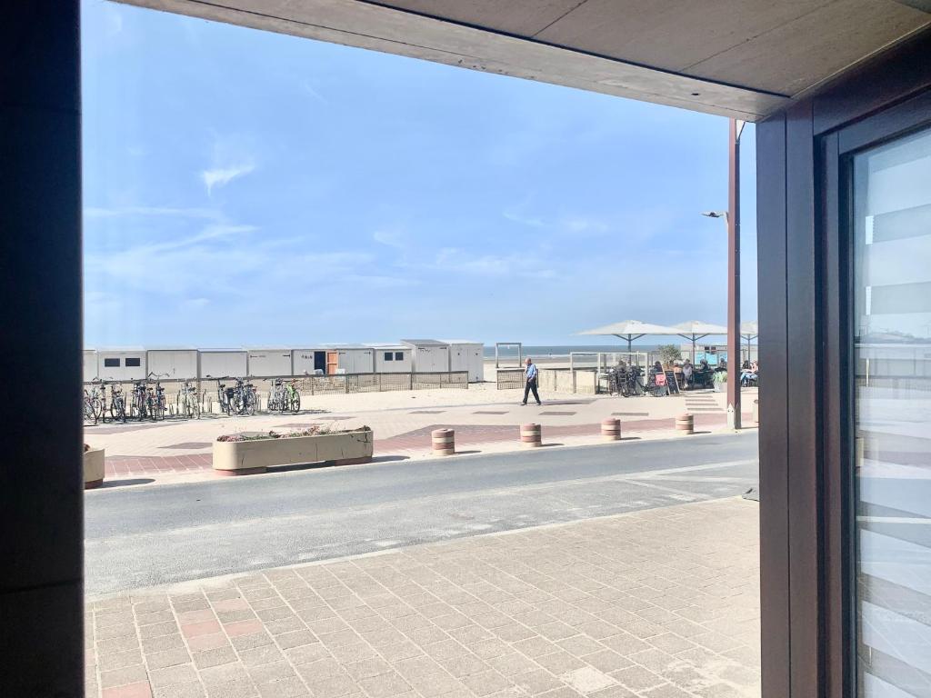 BEACH apartment met directe toegang tot het STRAND !, Knokke-Heist ...