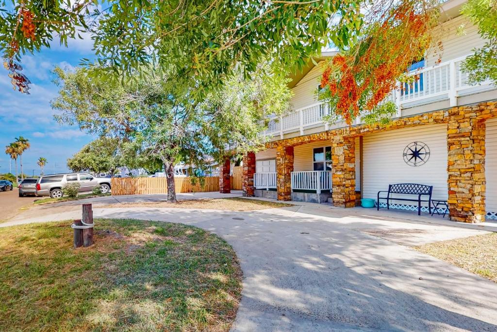 Family Tides, Port Isabel (updated prices 2026)